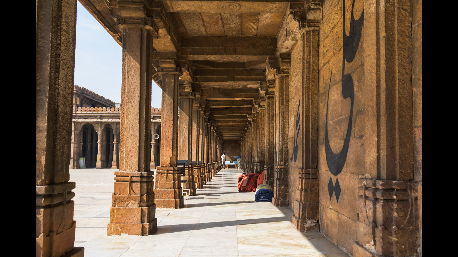 Geometric Shapes in Photography (5 Types and 5 Tips to Use Geometry in ...