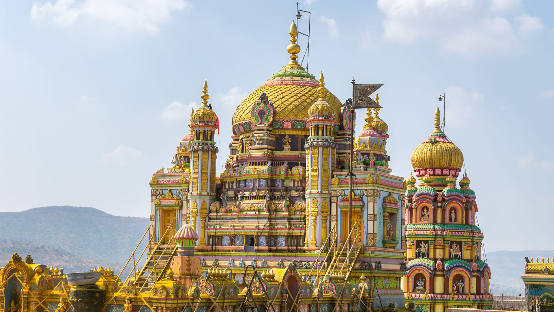 Architecture Photography at Khandoba Temple in Jejuri (Beautiful Temple ...